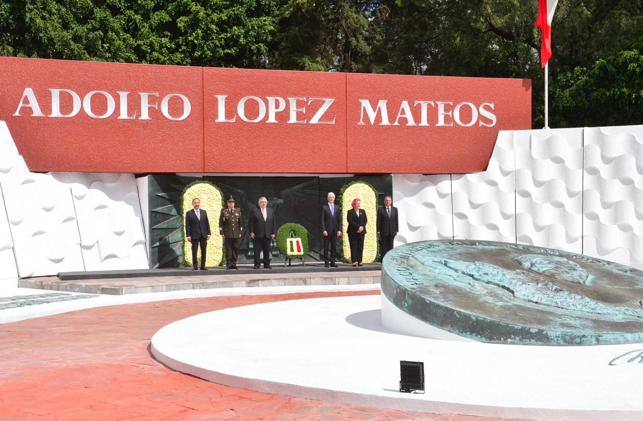 DESTACAN EL ESPÍRITU VISIONARIO Y SOLIDARIO DEL EXPRESIDENTE ADOLFO ...