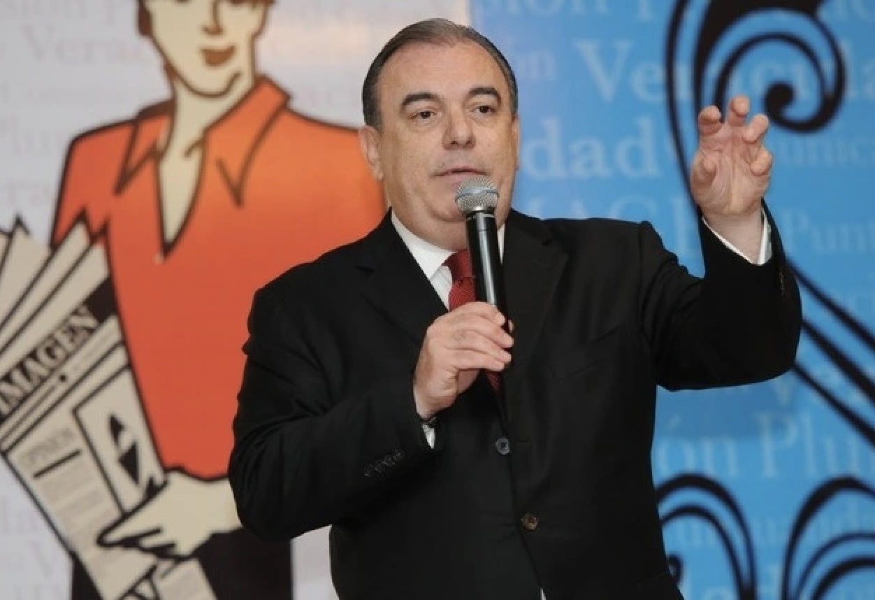 +Las glorias, los infiernos, los delirios de grandeza, de fortuna y de ...